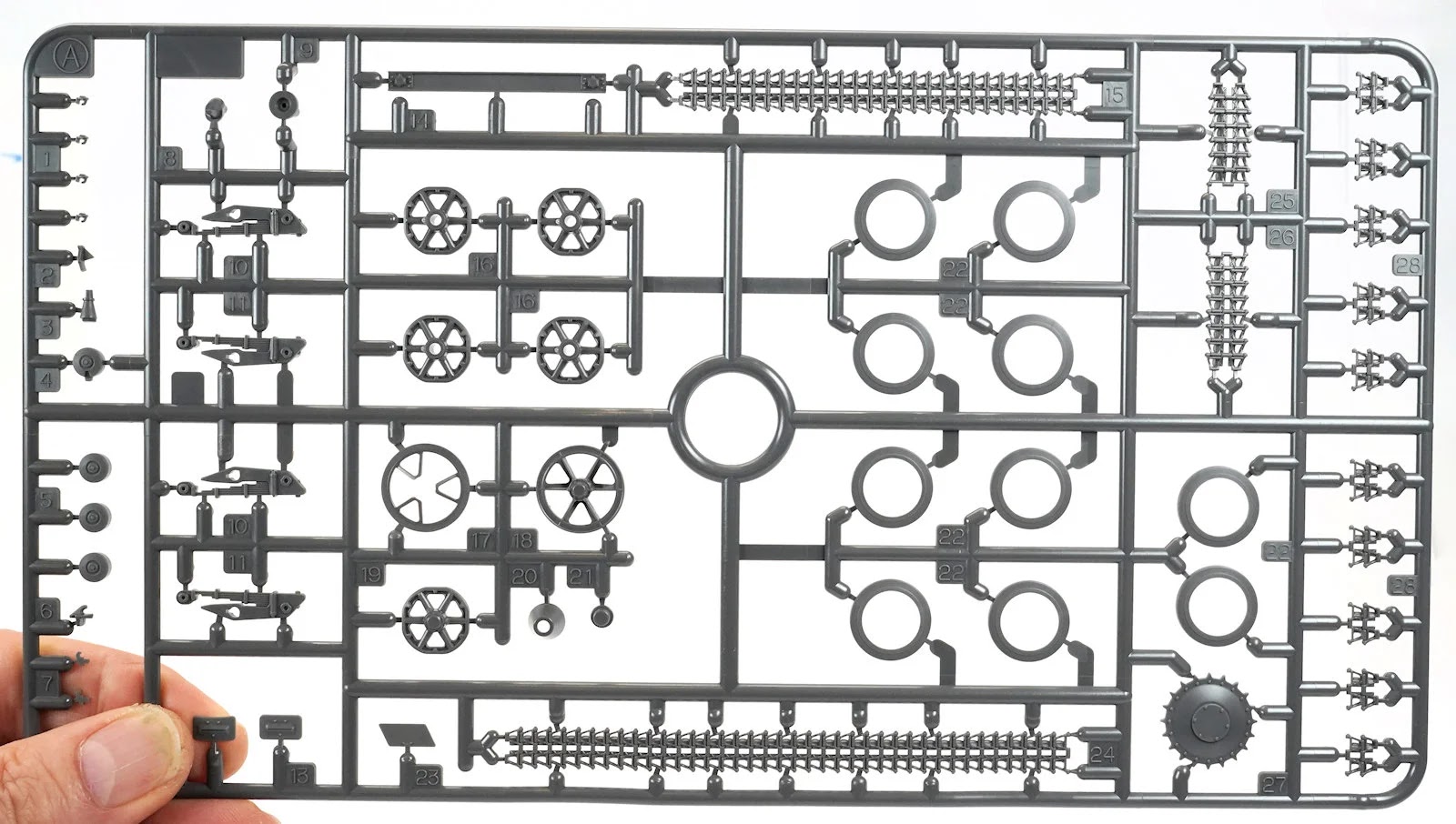 1/35th scale German Tank Panzerkampfwagen I Ausf.B From Tamiya. – Hobbyzero