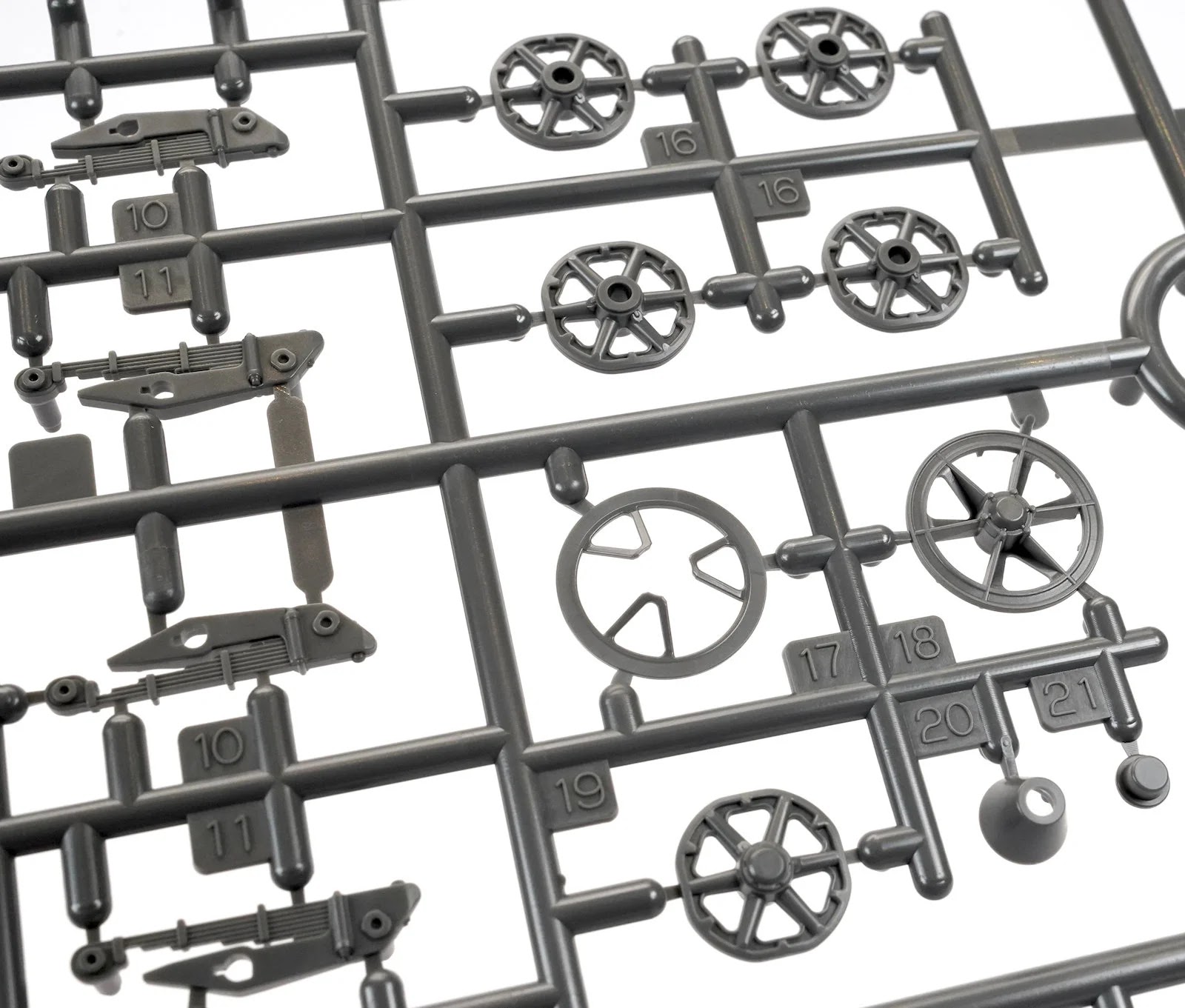 1/35th scale German Tank Panzerkampfwagen I Ausf.B From Tamiya. – Hobbyzero