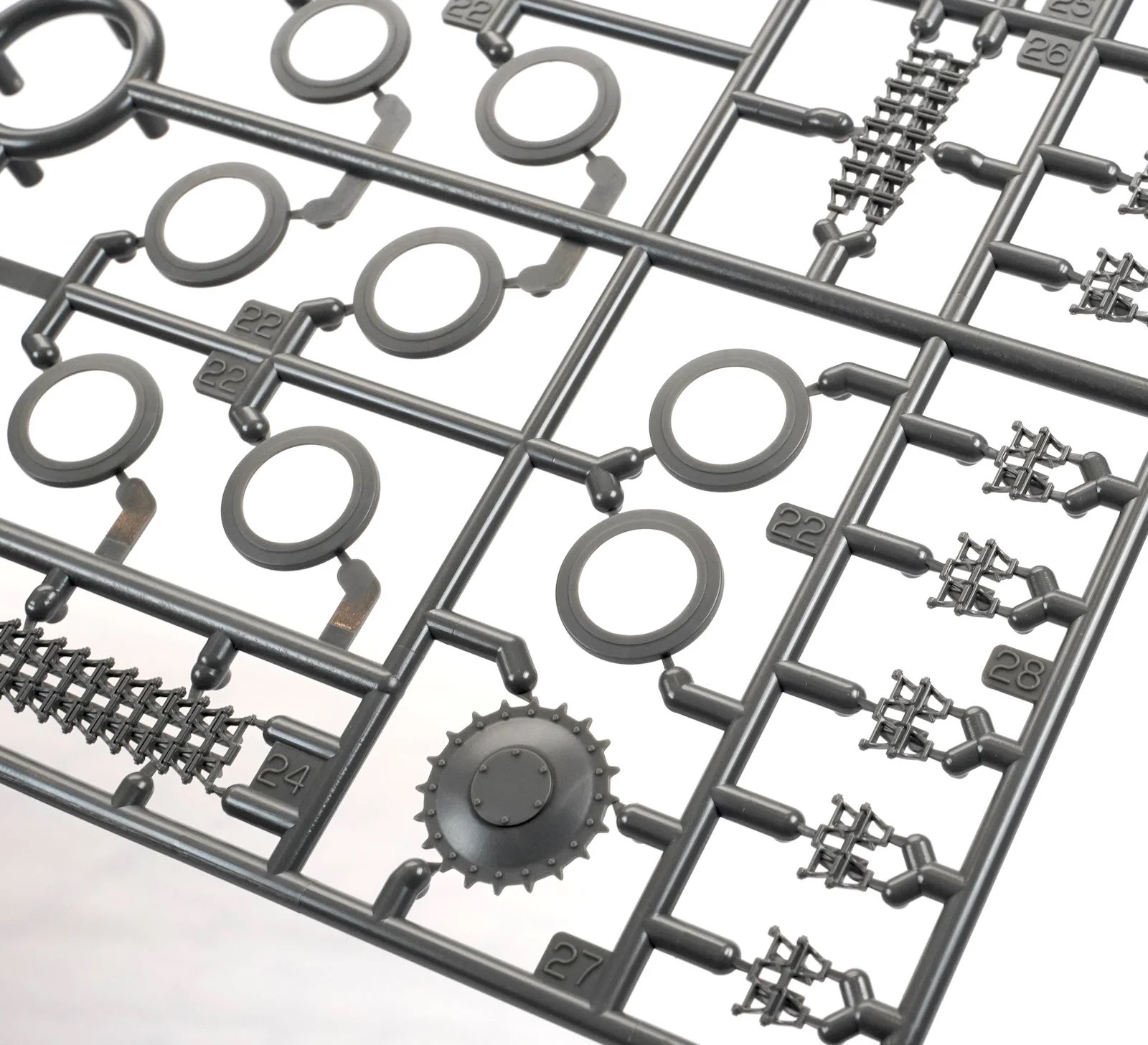 1/35th scale German Tank Panzerkampfwagen I Ausf.B From Tamiya. – Hobbyzero